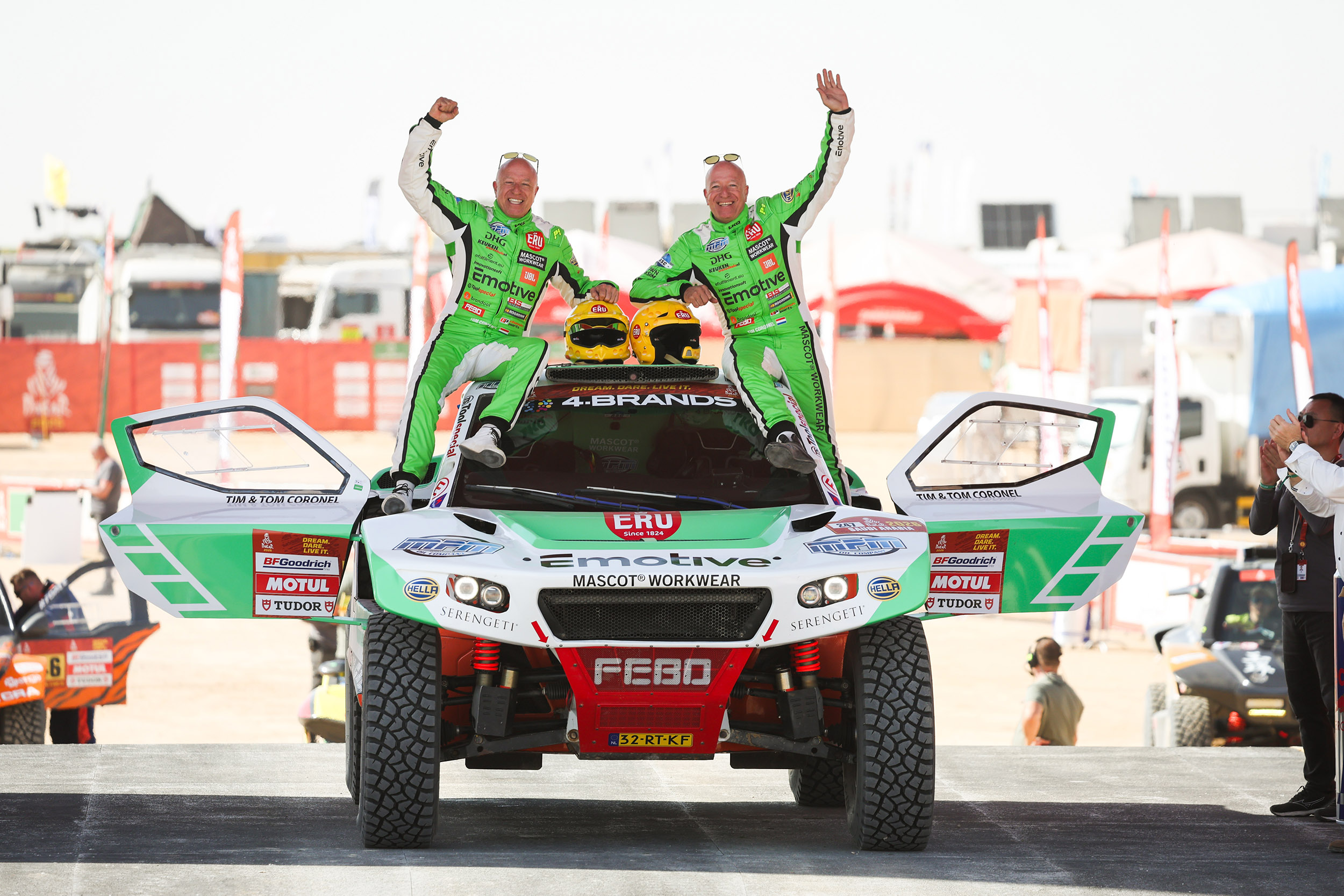 Tim and Tom Coronel ready for the real Dakar stages after a solid warm ...